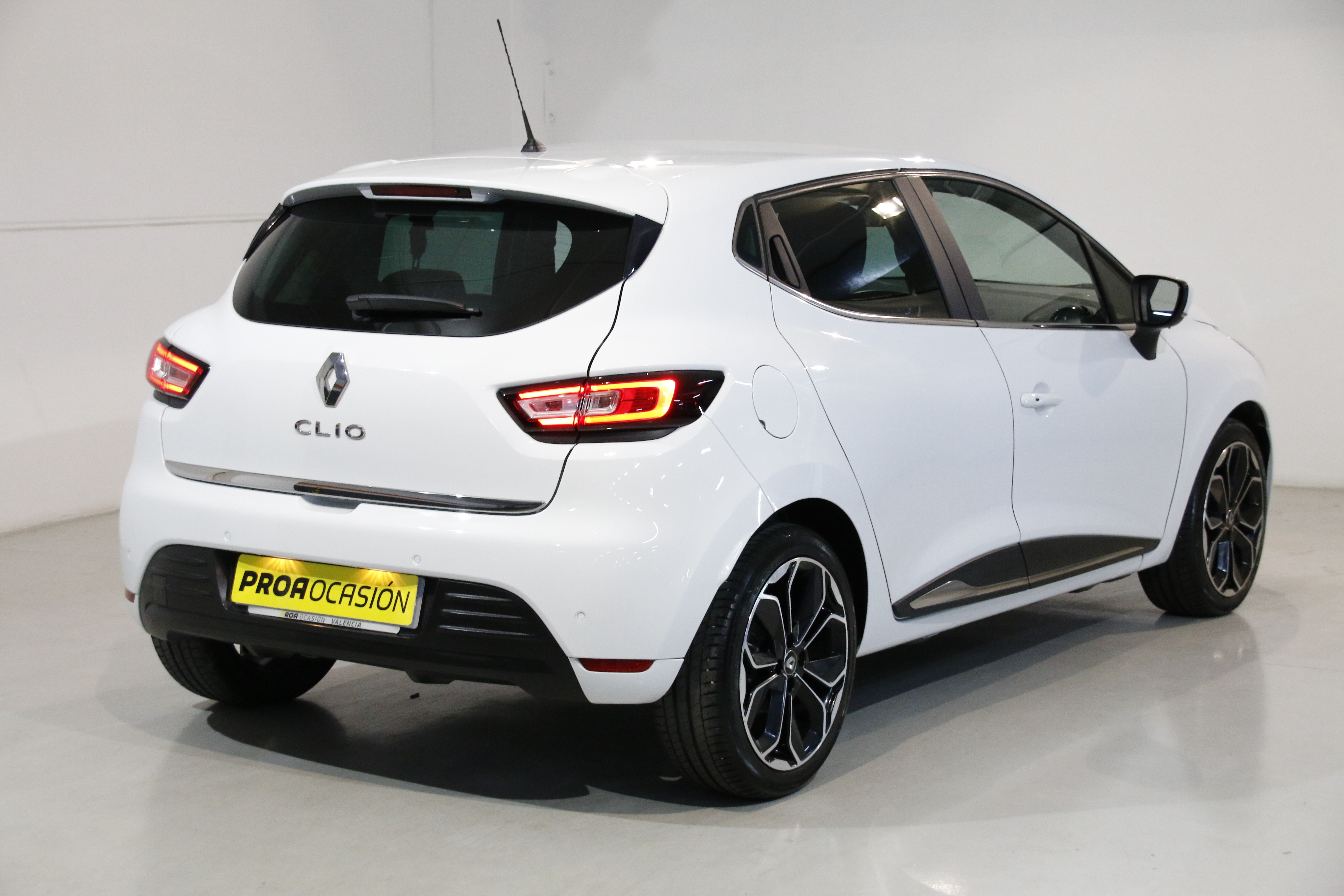 Proa Ocasión - renault clio gasolina